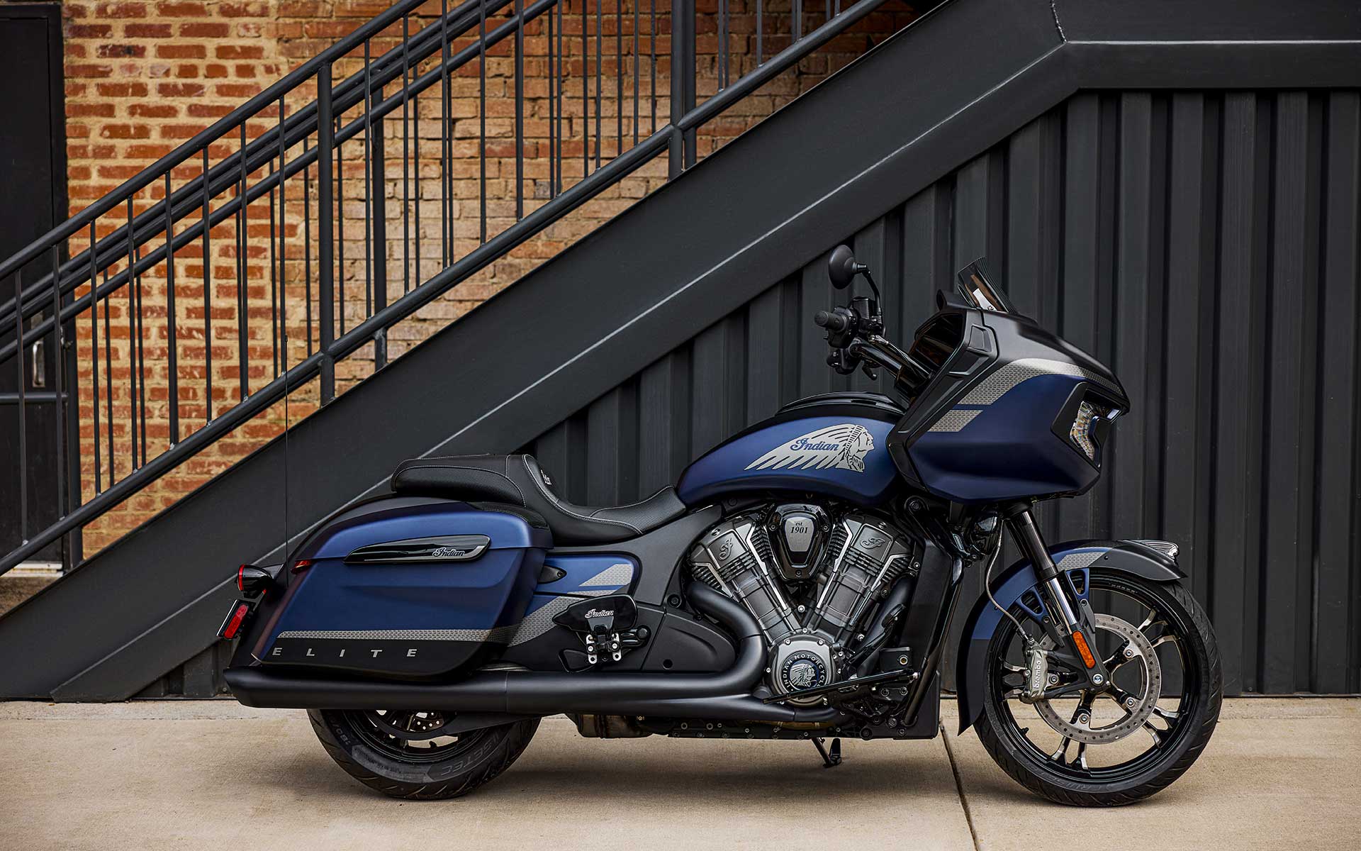 Elite family | Indian® Motorcycle - UK